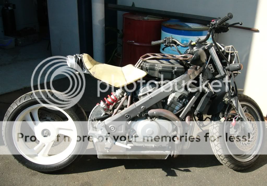 Honda 650 V twin Streetfighter Project. With VIC r